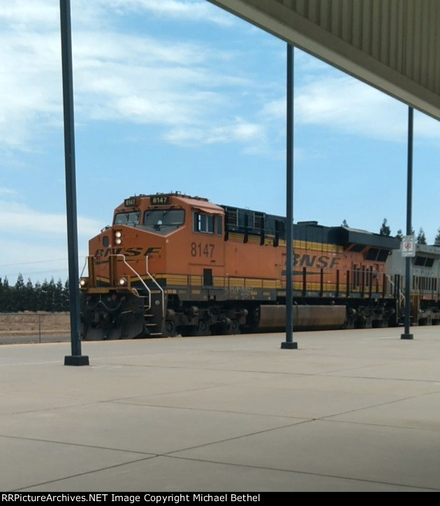BNSF 8147